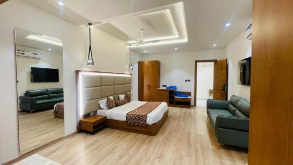 Lawrence Tungsten Resort - Nainital