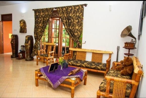 The Kingston Court - Kandy