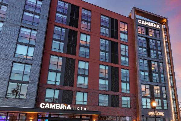 Cambria Hotel Washington Dc Navy Yard Riverfront - Mount Rainier, MD