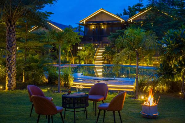 Raha Farms By Elivaas - Delhi