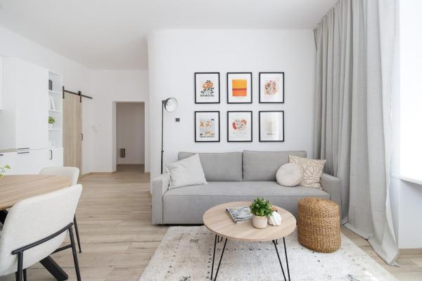 Stay In Historical Palace In Old Town W Free Parking - Bratislava