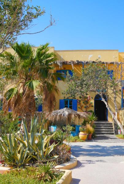 Chrissi Ammos - Santorini