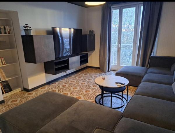 Appartement T4 Dijon Proche Tram Et Bus 4ème éTage - Dijon