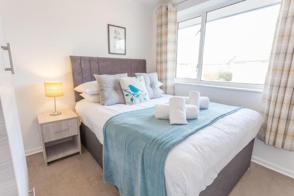 Spacious 2 Bedroom Apartment In Oxford, Near Hospitals & University Parks - Kassam Stadium