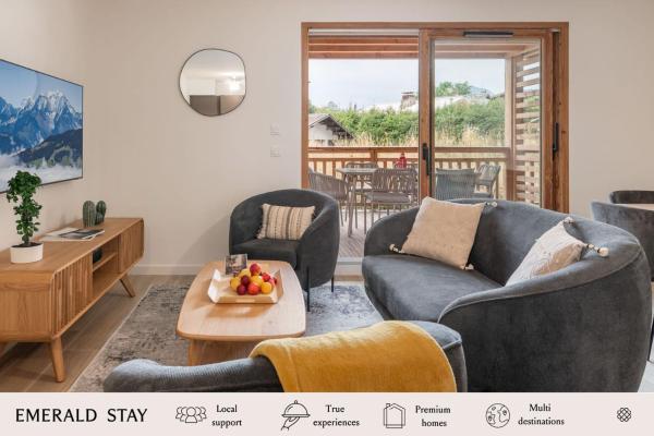 Apartment Tavoro Praz-sur-arly - By Emerald Stay - Lac de la Girotte