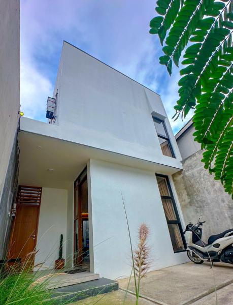 Martos House - Dieng