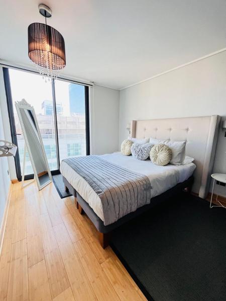 Exclusivo Y Seguro Departamento En El Golf - Providencia