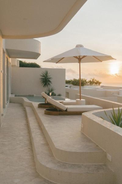 Nour Uluwatu - Uluwatu