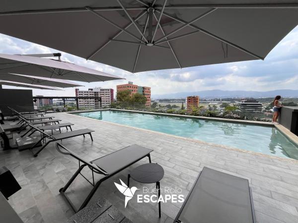 Luxury High-floor 3 Bedroom Apartment Free Pool & Gym - Villa Nueva