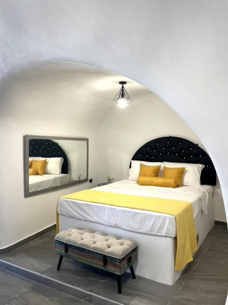 Aethera Apartments - Santorini