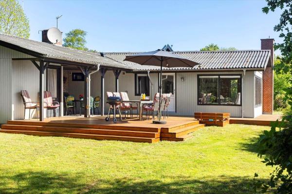 Lf14102-roslev-eskovvej-102 - Denmark