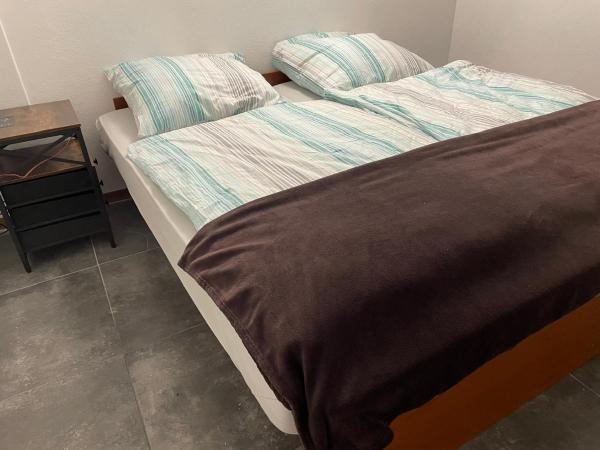 Z 7 Neu-einfach-übernachtung In Rüdesheim - Oestrich-Winkel