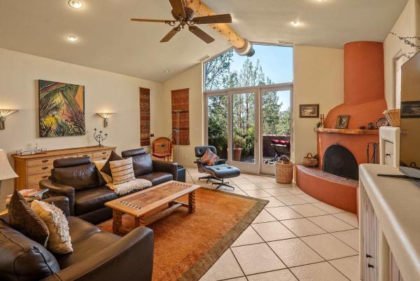 Sedona Family Desert Home - Hot Tub & Scenic Views - Sedona, AZ