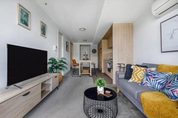Modern Nomads South Yarra Tranquil 2br With Balcony Near Station - Ivanhoe