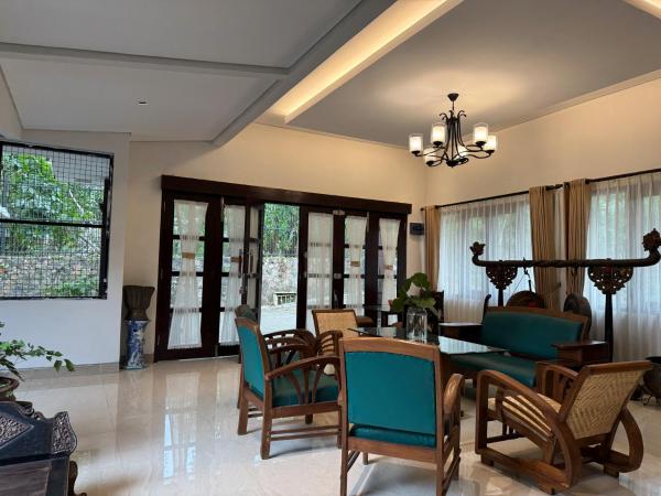 Wanaprasta Villa - Indonesia
