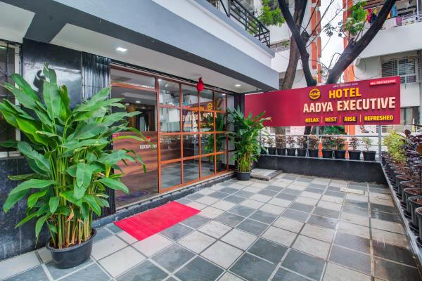 Hotel Aadya Executive - 푸네