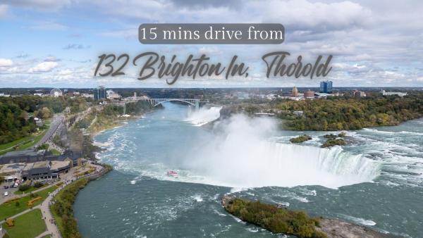 Entire Home 15 Mins From Falls Perfect For 8 To 10 Guests - Welland