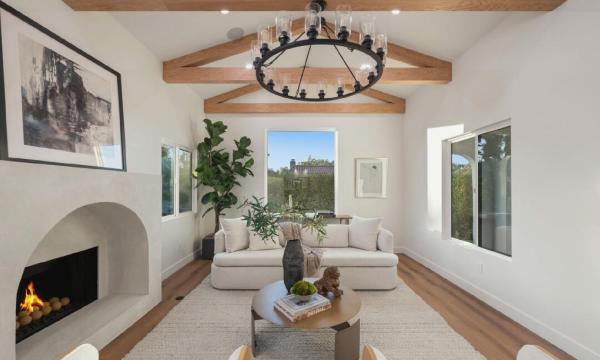 Stunning Contemporary Four-bedroom Retreat - Santa Monica, CA