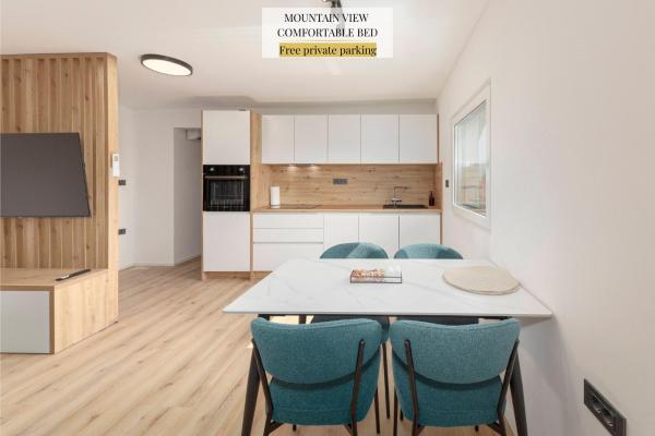 Yellow And Green Apartments - Ljubljana