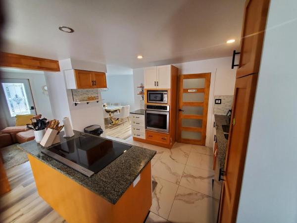 Beautiful Newly Renovated House - Roberval