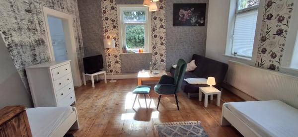 Platz Für Gruppe, Familie, Hund Mit Garten, See-nah - Heilbad Heiligenstadt