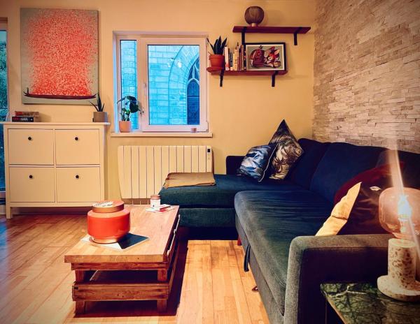 Modern Dublin City Centre Apt Balcony & King Bed - Dublin