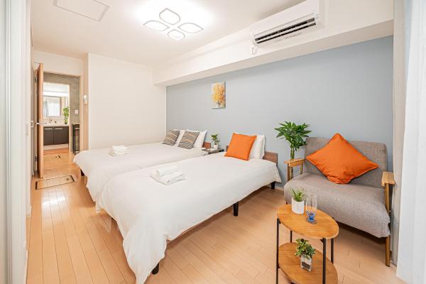 101 6-min Walk From Higashi-jūjō Station Cozy 1-bedroom Apartment Direct Access To Akihabara & Ueno - Koshigaya