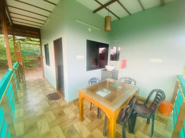 Happydays Hut - Wayanad