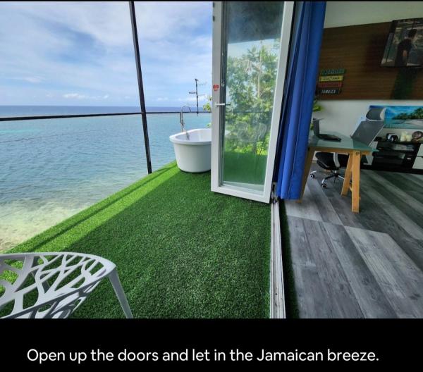Beach House Near Ochi Rios And Ian Fleming Airport - Jamaica