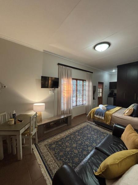 Cosy Self-catering Flat - Bloemfontein
