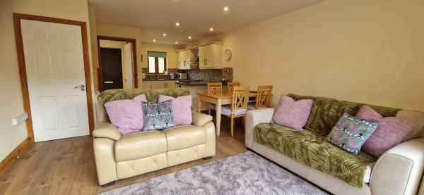 Tinahely Rest - Ireland