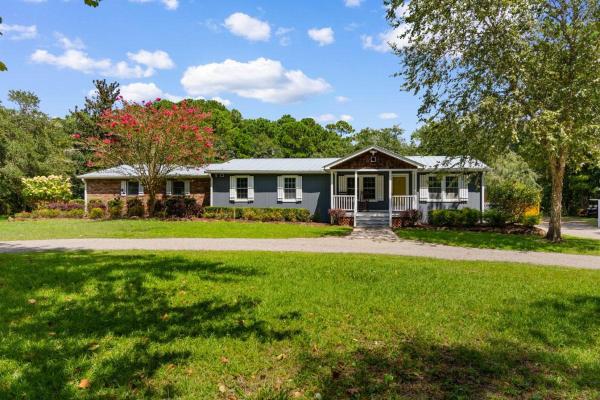 3 Bedroom Vacation Home With Salt Water Pool - Pawleys Island, SC