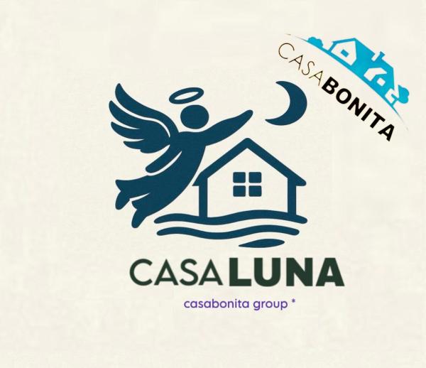 Casaluna In Front Of The Airac Pool - Guerrero