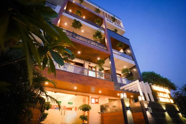 Hotel Maharaja Palace Boutique Hotels Near Medanta Medicity Gurgaon - 古爾岡