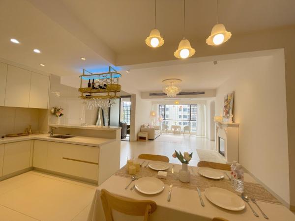 Smilenest Downtown 3 Beds For 6-10 Guests Attraction Ticket Service To Mountain Ideal For Families Group Stays - Zhangjiajie