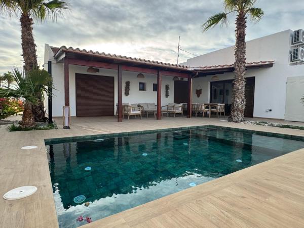 Corona Beach - Oliva