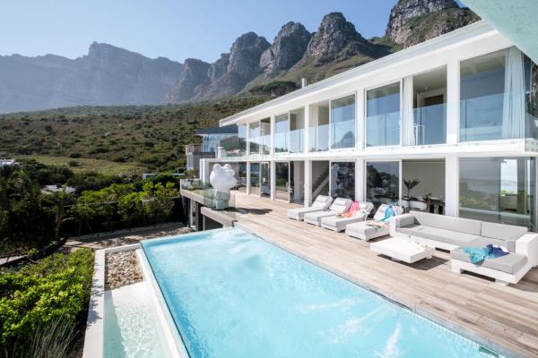 Magnum Villa - Camps Bay