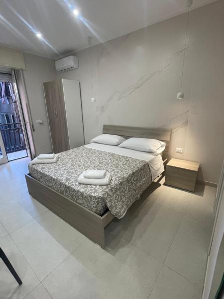 Tarantella Apartment - Naples