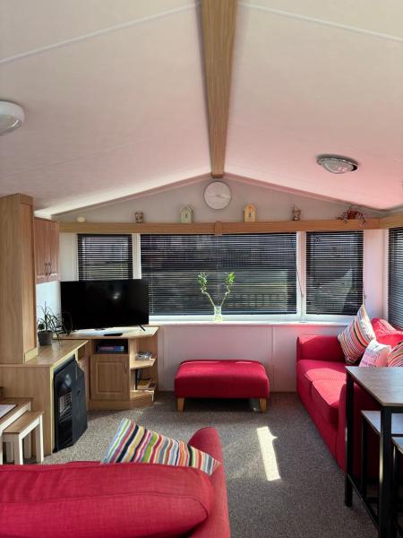 Newly Refurbished Three Bedroom Static Caravan On Seven Bays Holiday Park - England
