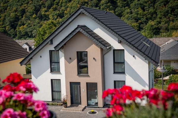 Genießen- Entspannen- Wohlfühlen-komfortable Ferienwohnungen - Weingut Erich Serwazi - Cochem