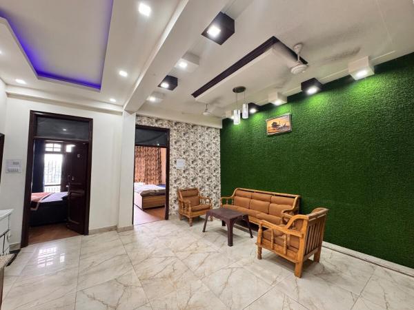 Mountain Inn - Solan