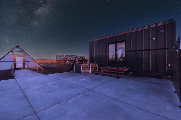 Art Haus Grand Canyon South Rim - Hot Tub, Hammock, Movie Projector, Telescope - Arizona