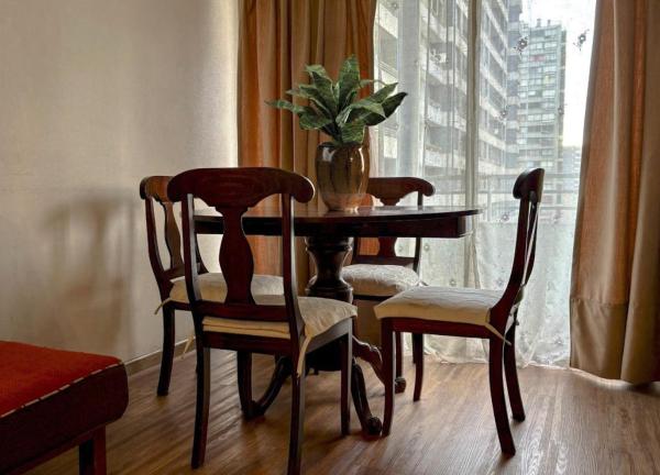 Amplio Departamento De Dos Habitaciones, A Pasos Del Metro Ecuador - Santiago