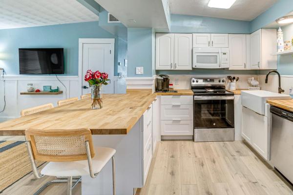 2 Mi To Beach And Dtwn Punta Gorda Home With Patios! - Punta Gorda, FL