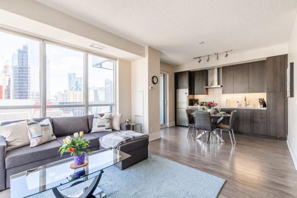 Stylish 1br Suite On 21st Floor Nearest Intersection John St - The Roland - Toronto