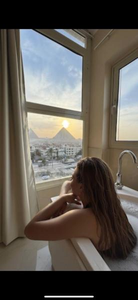 Moon View Pyramids - Gizeh