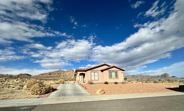 Golf Course & Mountain View - Wendover, UT