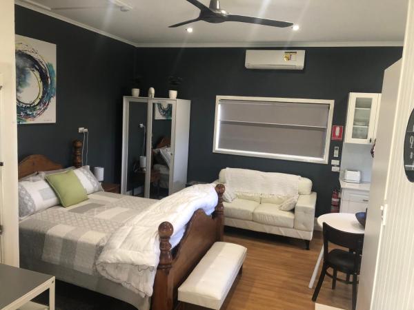 Maple Leaf Cottage - Dubbo