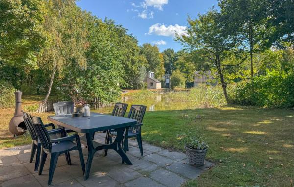 Beautiful Home In Hoeven With Wifi - Essen, Belgium