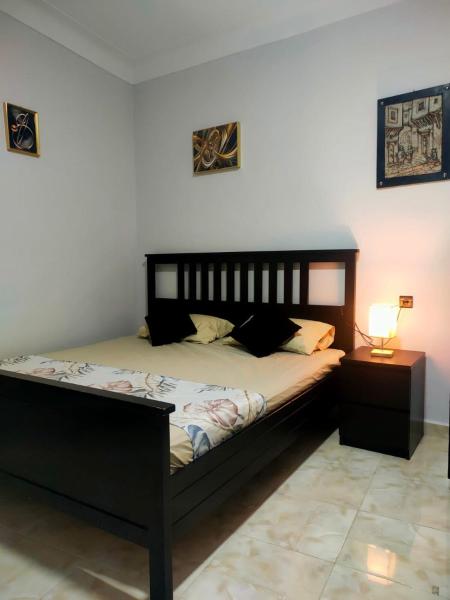 Perle Blanche - Tangier